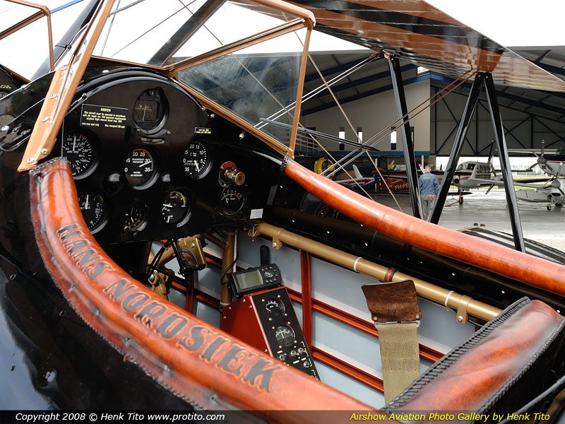 The Old Crow - Stearman - Lelystad - the Netherlands 2008 - Airshow ...