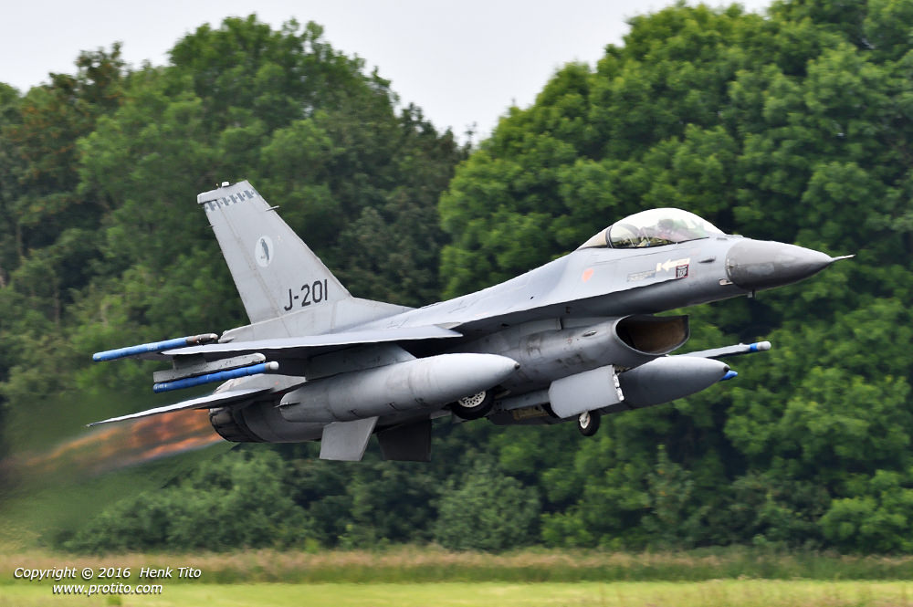 RNLAF Luchtmachtdagen Airshow Leeuwarden AFB - the Netherlands 2016 ...