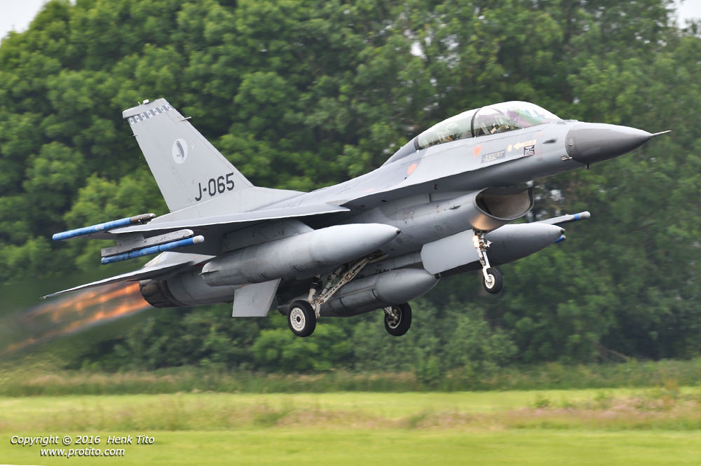 RNLAF Luchtmachtdagen Airshow Leeuwarden AFB - the Netherlands 2016 ...