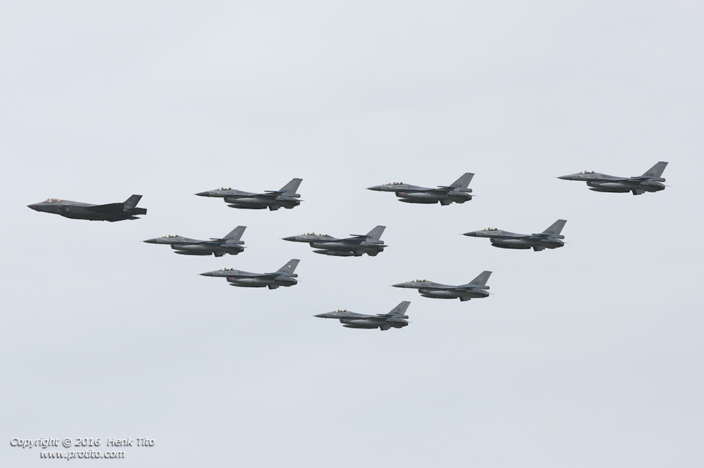 RNLAF Luchtmachtdagen Airshow Leeuwarden AFB - the Netherlands 2016 ...